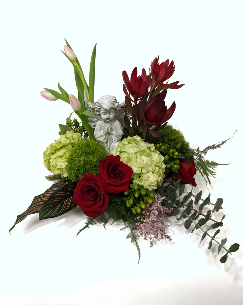 An Angel's Prayer | Kalamazoo (MI) Sympathy Flowers | VanderSalm's